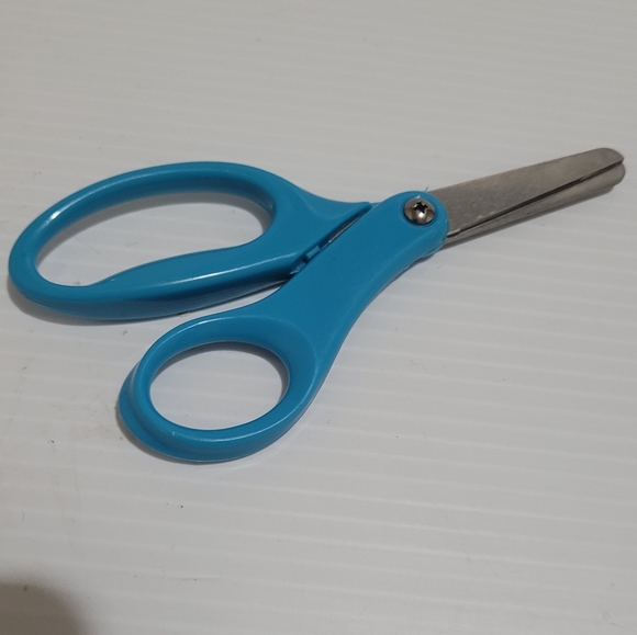 Fiskars | Office | Vintage Stainless Steel Fiskars Scissor Wish Plastic ...